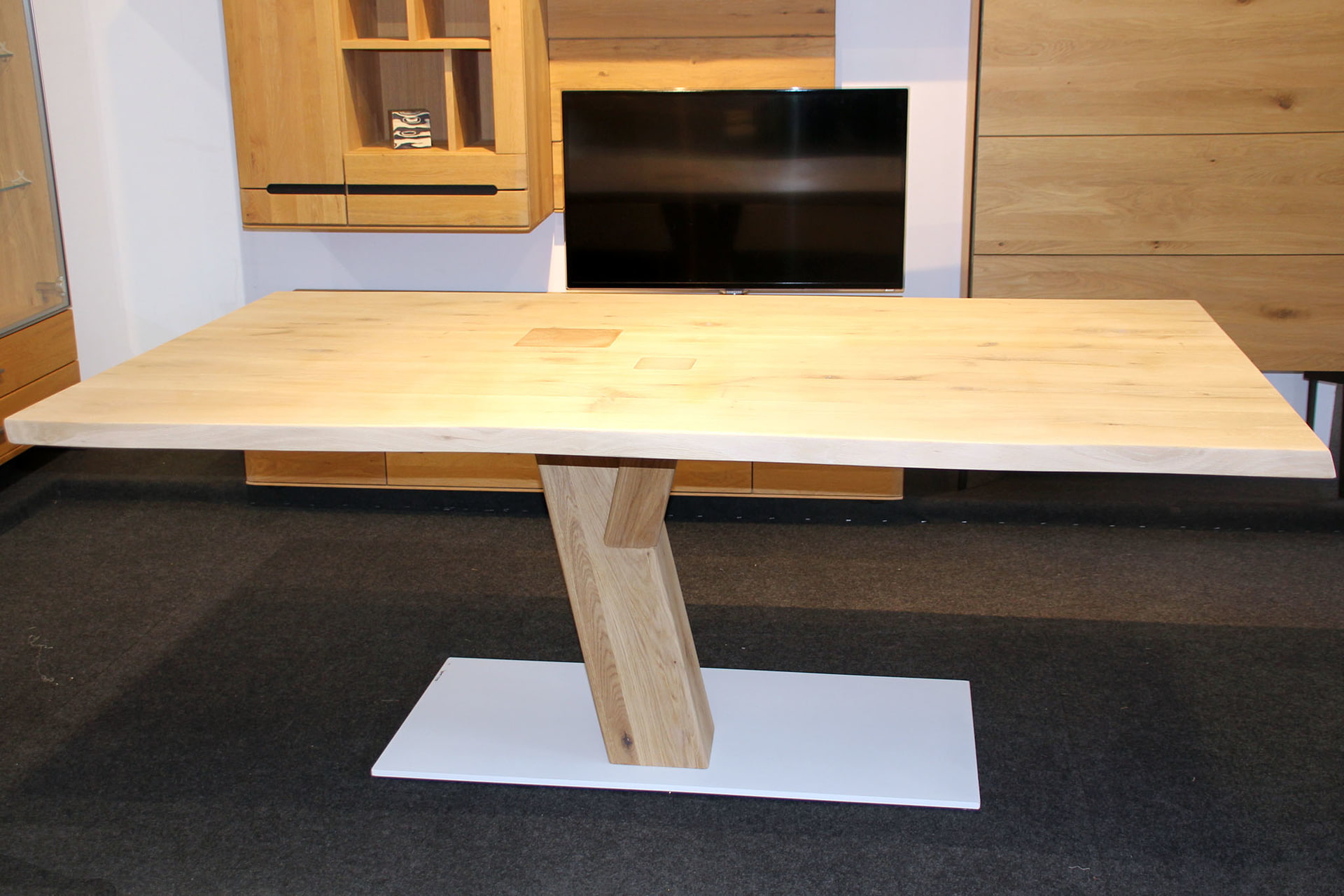 T 34 Säulenesstisch "Zweigl" Z30 200/118cm